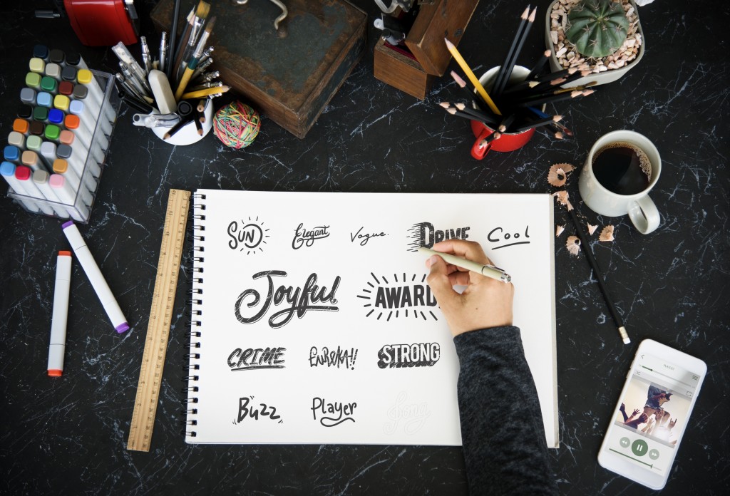 The Art of Lettering: Basic Techniques and Reasons to Learn | Tempo Stand